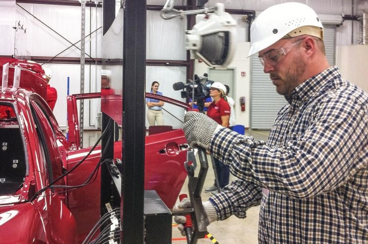 Mazda Toyota looking for 40,000 applicants to fill production jobs - news