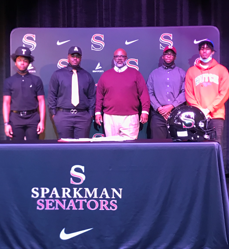 Sparkman Has Four Players Sign Football Scholarships - news