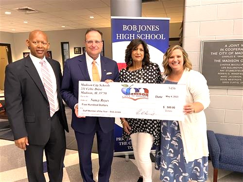 Nancy Reyes honored as ‘Staff Member of the Year’ at Bob Jones - news