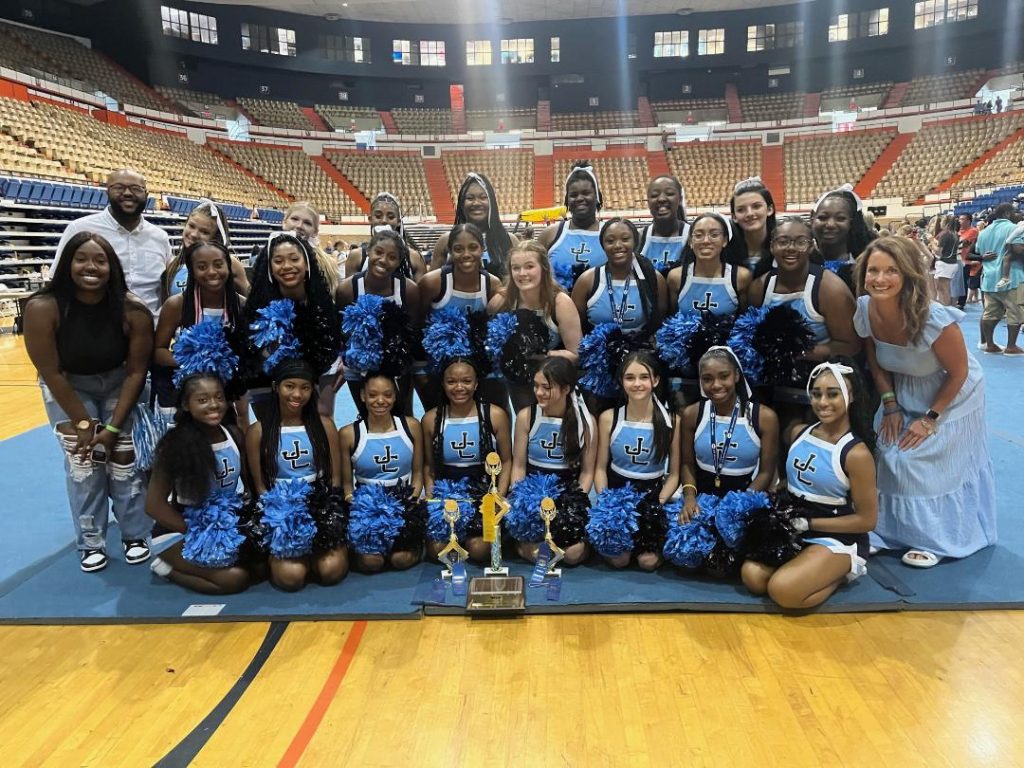James Clemens Cheerleading Rakes In Awards At UCA Camp - news