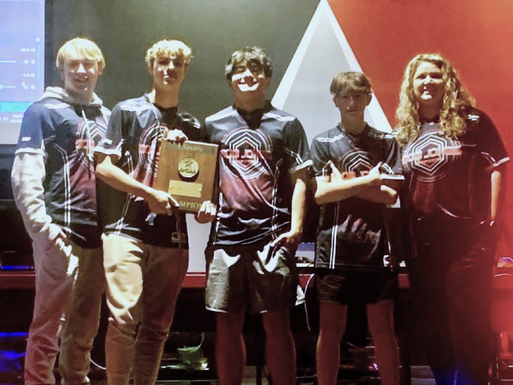Bob Jones, James Clemens rack awards in state Esports - news