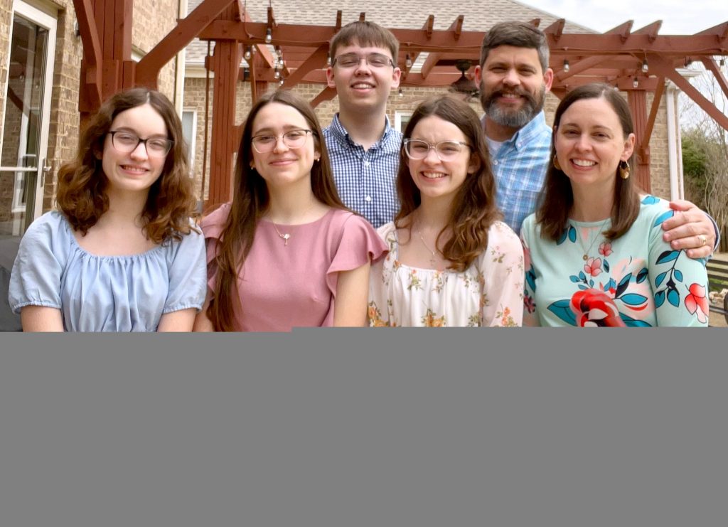 Ellenburg named ‘Staff Member of the Year’ at Columbia - news