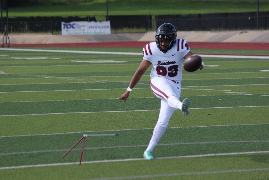 David Faulk Kicks Up His Heels As Sparkman High Football And Soccer ...