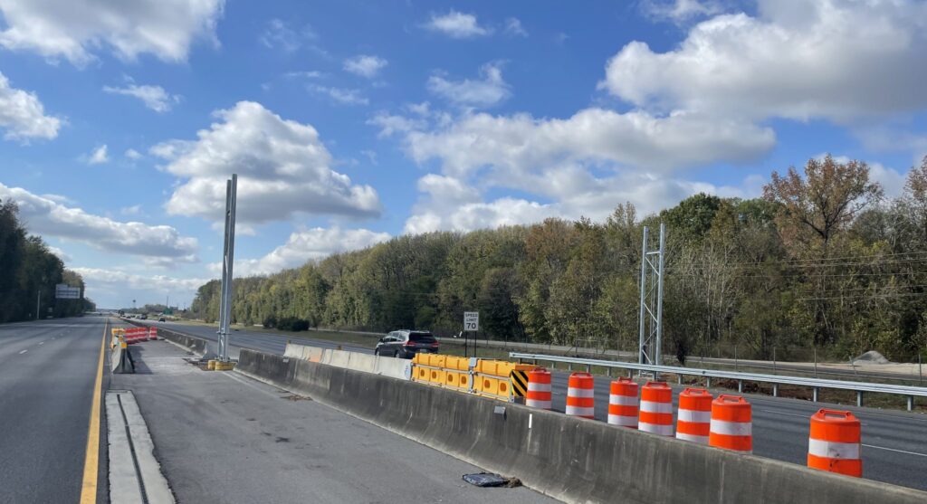 Installation of message boards on I-565 to disrupt traffic this week - news