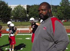 Patriots’ head coach Kelvis White retires - news